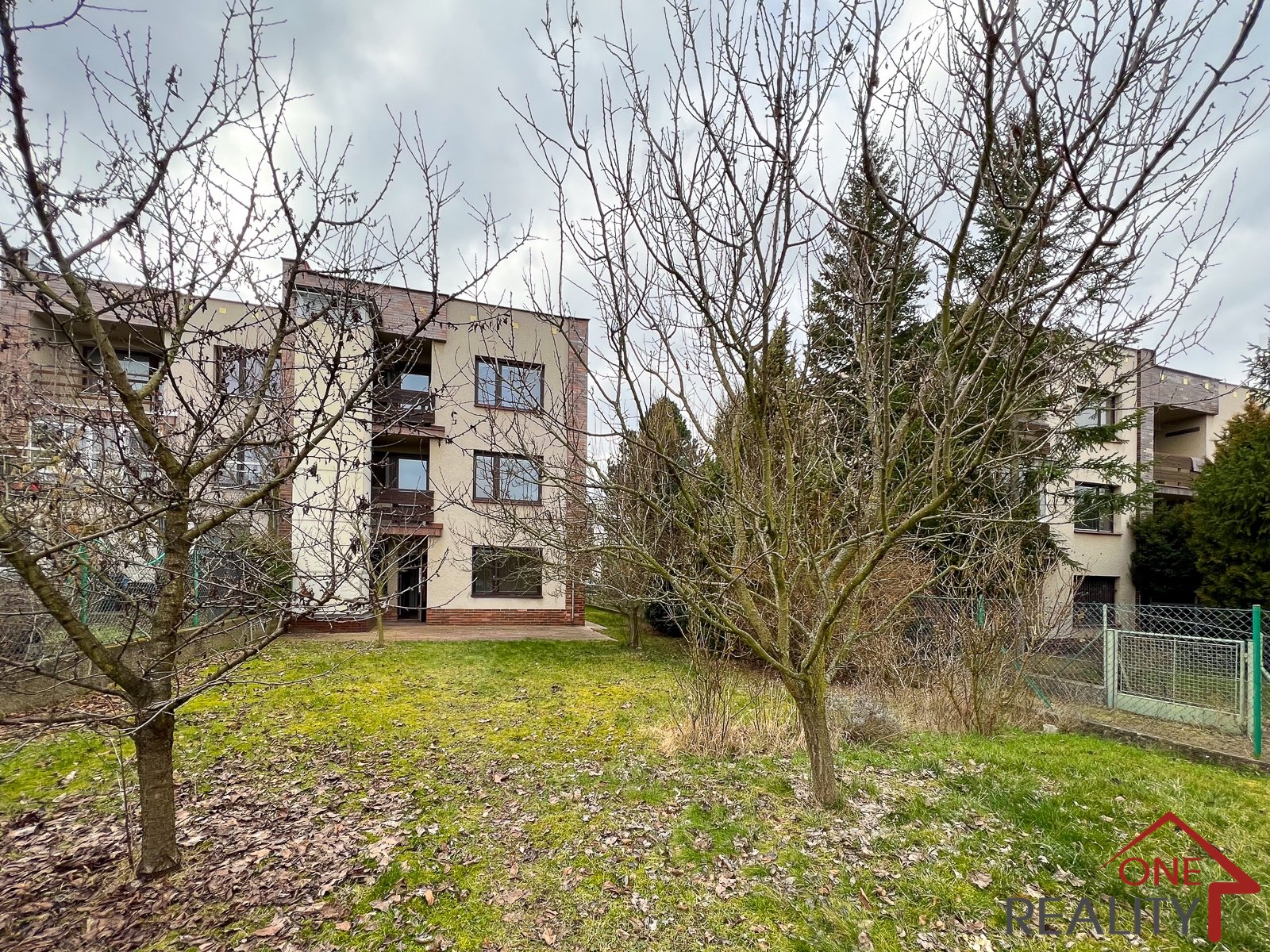 Prodej rodinného domu, K jezeru 480/22, Praha - Háje | Reality ONE