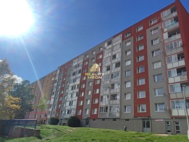 Hlavní web - realityhron.cz